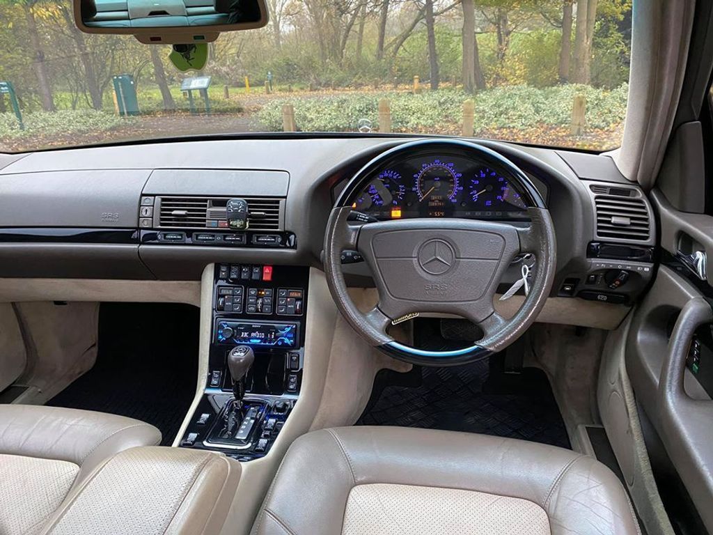 Mercedes Benz S Class 1995/0 - Global Int Ltd