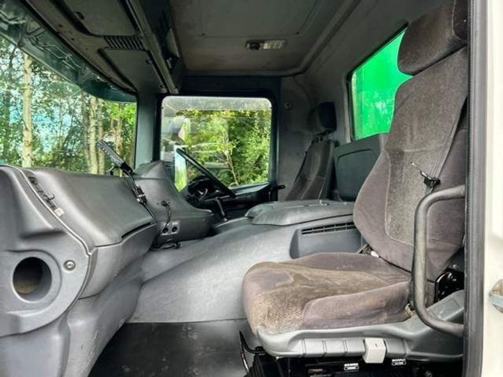 Scania P94 260 2001/0 - Global Int Ltd