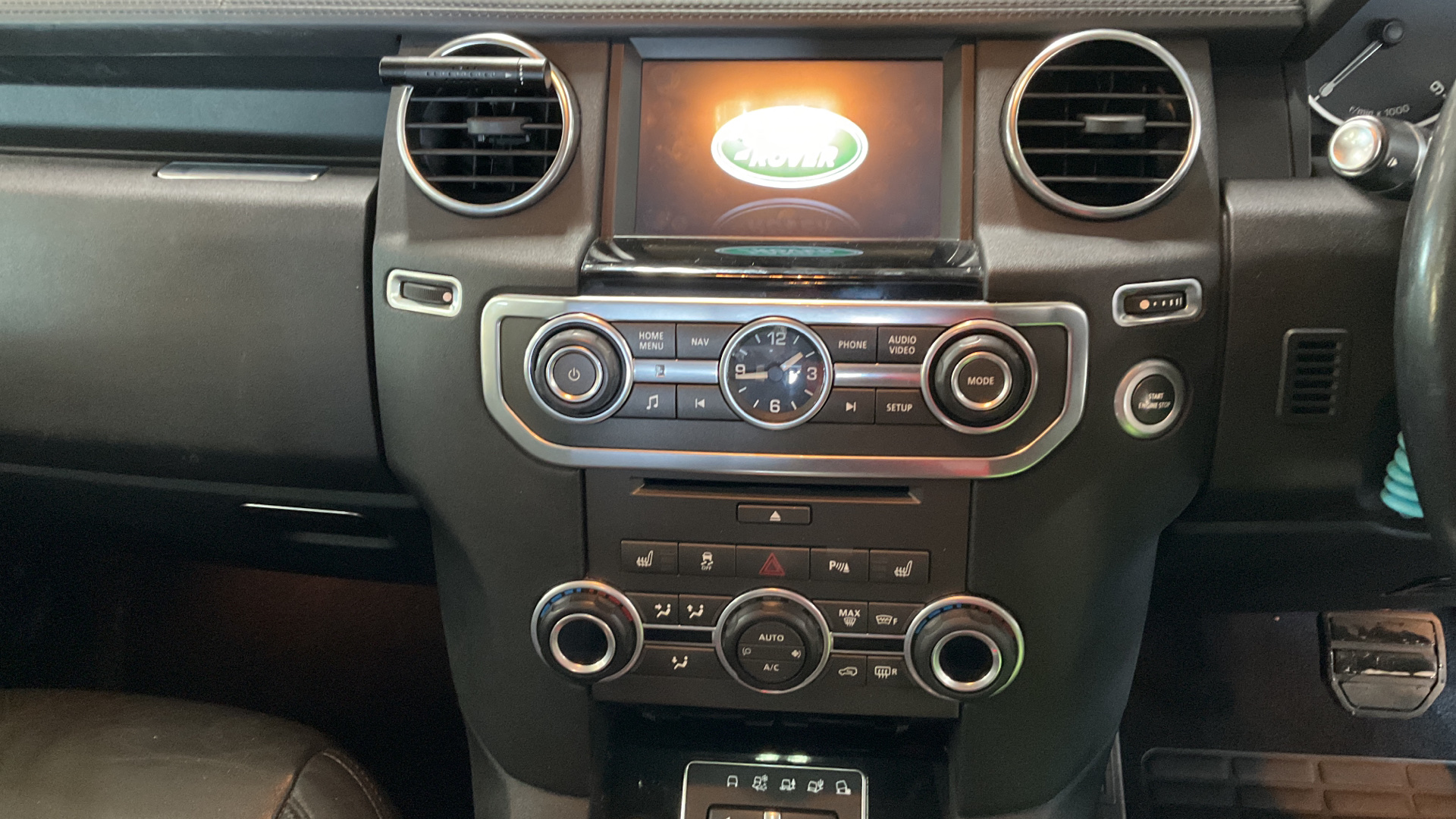 Land Rover Discovery 4 2016/0 - Global Int Ltd