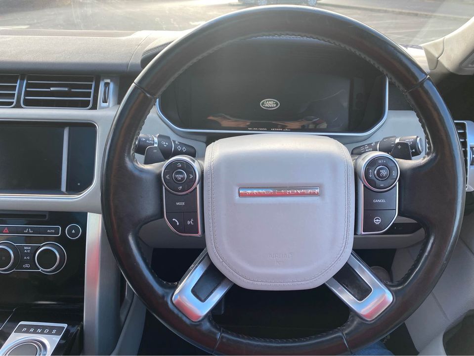 Land Rover Range Rover Vogue 2016/0 - Global Int Ltd