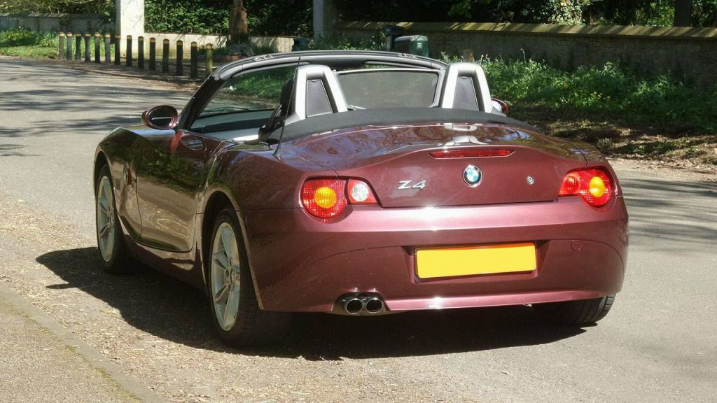 Bmw Z4 2003/0 - Global Int Ltd