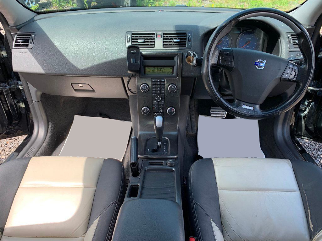 Volvo S40 2012/0 - Global Int Ltd